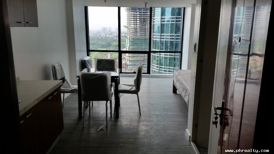 3,360,000 - ADB Avenue Tower, Condo For Sale In Pasig, Metro Manila.